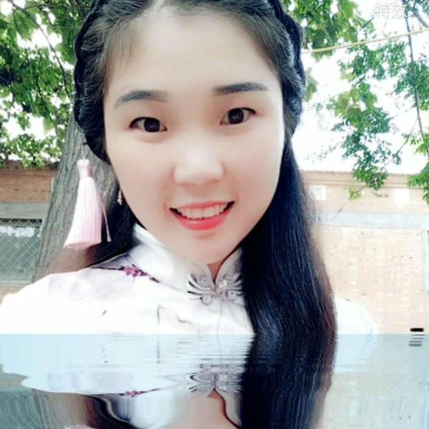 欣宝儿的一首万爱千恩直击心灵 瞬间泪奔