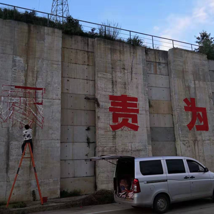 蜘蛛侠再现昆明墙体广告公司云南墙体图墙广告70米高空罐体写字 搜狐大视野 搜狐新闻