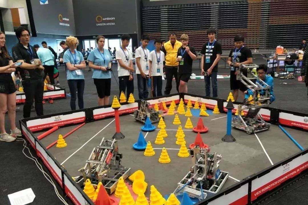 R2ROBOT重磅推荐！VEX机器人来啦！-搜狐大视野-搜狐新闻