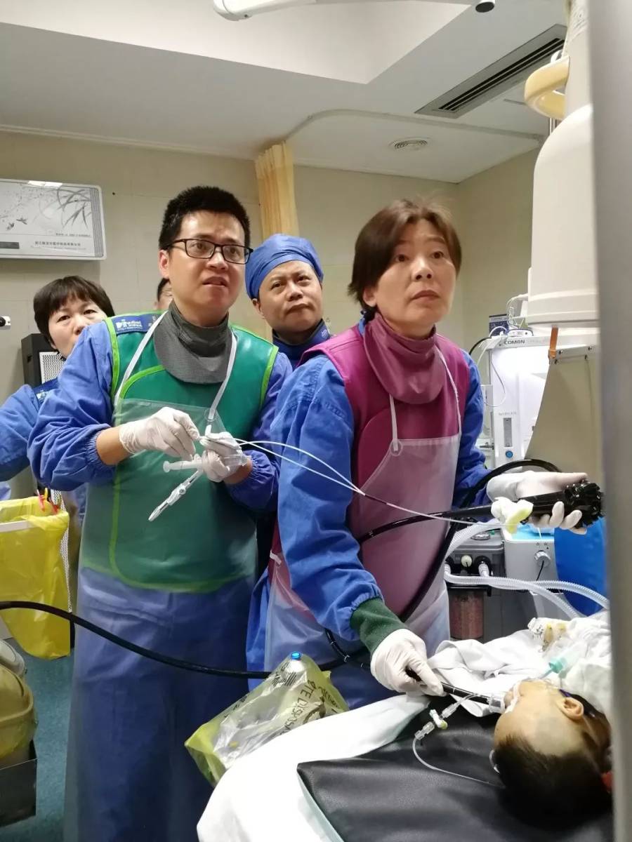 他是迄今为止世界上最小的ERCP患者-搜狐大视野-搜狐新闻