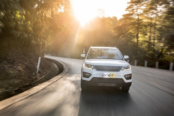 神车再现 SUV市场或将再起风云_搜狐汽车_搜狐网