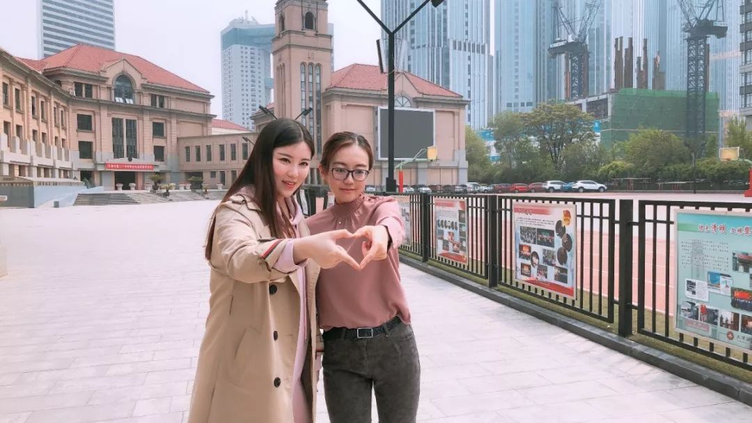 众人拾柴火焰高 团队协作铸辉煌——二十中学宣传报道之魅力团队篇 搜狐大视野 搜狐新闻