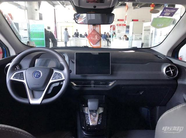 探店比亚迪元EV 535：早订较稳妥，目前无优惠_搜狐汽车_搜狐网