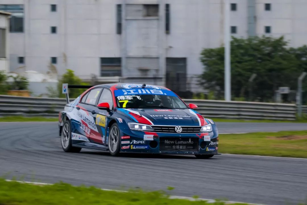 2019CTCC 上汽大众333车队 携全新凌渡赛车开启全新征程-搜狐大视野-搜狐新闻