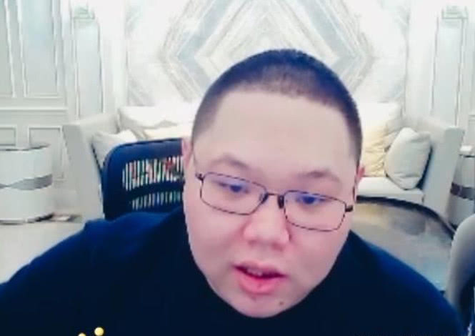 卢本伟当年真的能和Faker五五开？当初的队友PDD在直播中表明态度-搜狐大视野-搜狐新闻