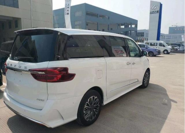 全新上汽大通G20实车再次现身！比传祺GM8大一圈 2.0T榨出224马力_搜狐汽车_搜狐网