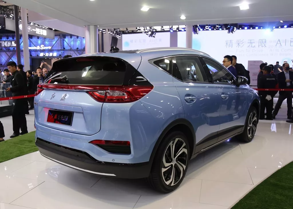 不到15万买限量版！更亲民的VV5上市啦！_搜狐汽车_搜狐网