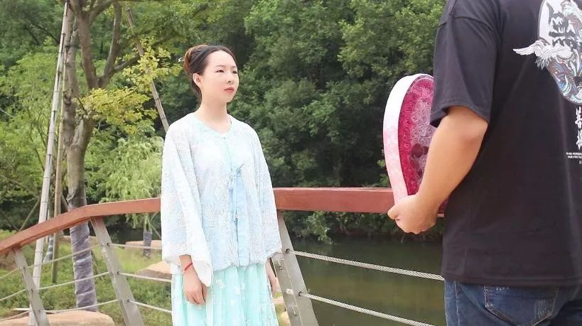 跟女生表白被拒之后,俩人正常交往,意味着什么? 搜狐大视野 搜狐新闻