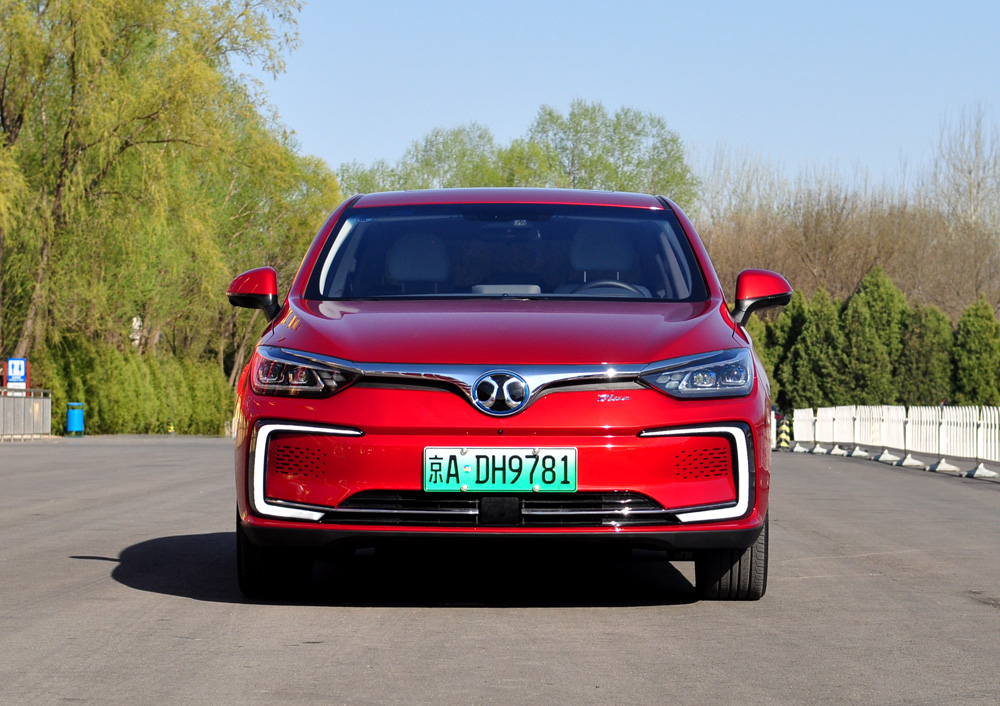 460公里续航能力 北汽新能源用EU5 R550解决了里程焦虑 | 试驾_搜狐汽车_搜狐网