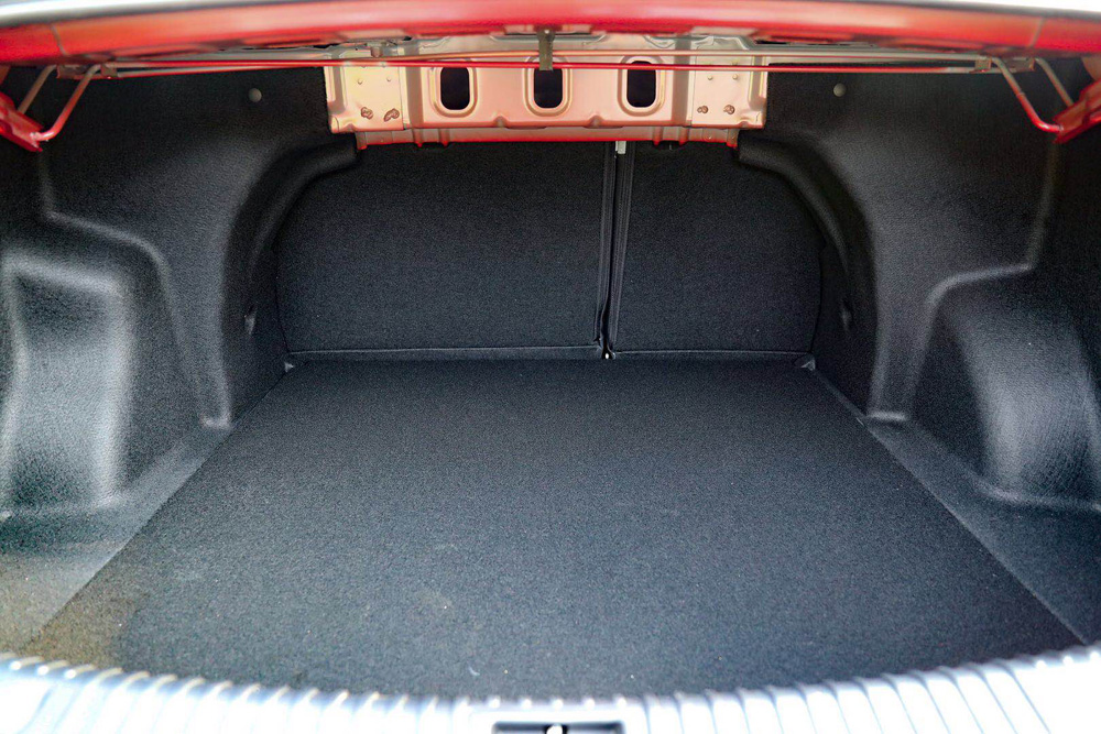 460公里续航能力 北汽新能源用EU5 R550解决了里程焦虑 | 试驾_搜狐汽车_搜狐网