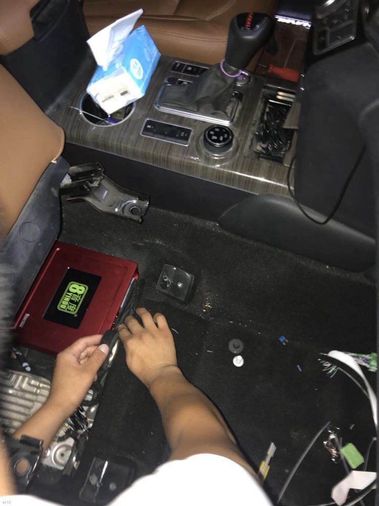 你想要的无损音响改装在这里:哈弗H9汽车音响升级8音度H680S DSP_搜狐汽车_搜狐网