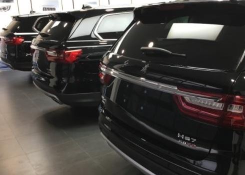 大批全新红旗HS7实车现身！轴距超3米 3.0T榨出337马力配爱信8AT_搜狐汽车_搜狐网