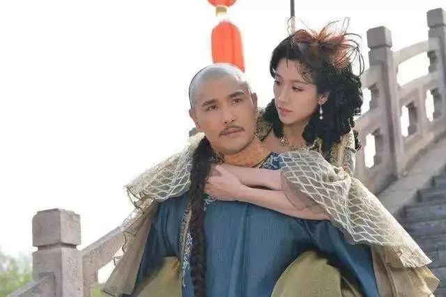 抢走闺蜜老公当小四，还被拍大尺度chuang照？这位TVB小花是黄心颖2.0？-搜狐大视野-搜狐新闻