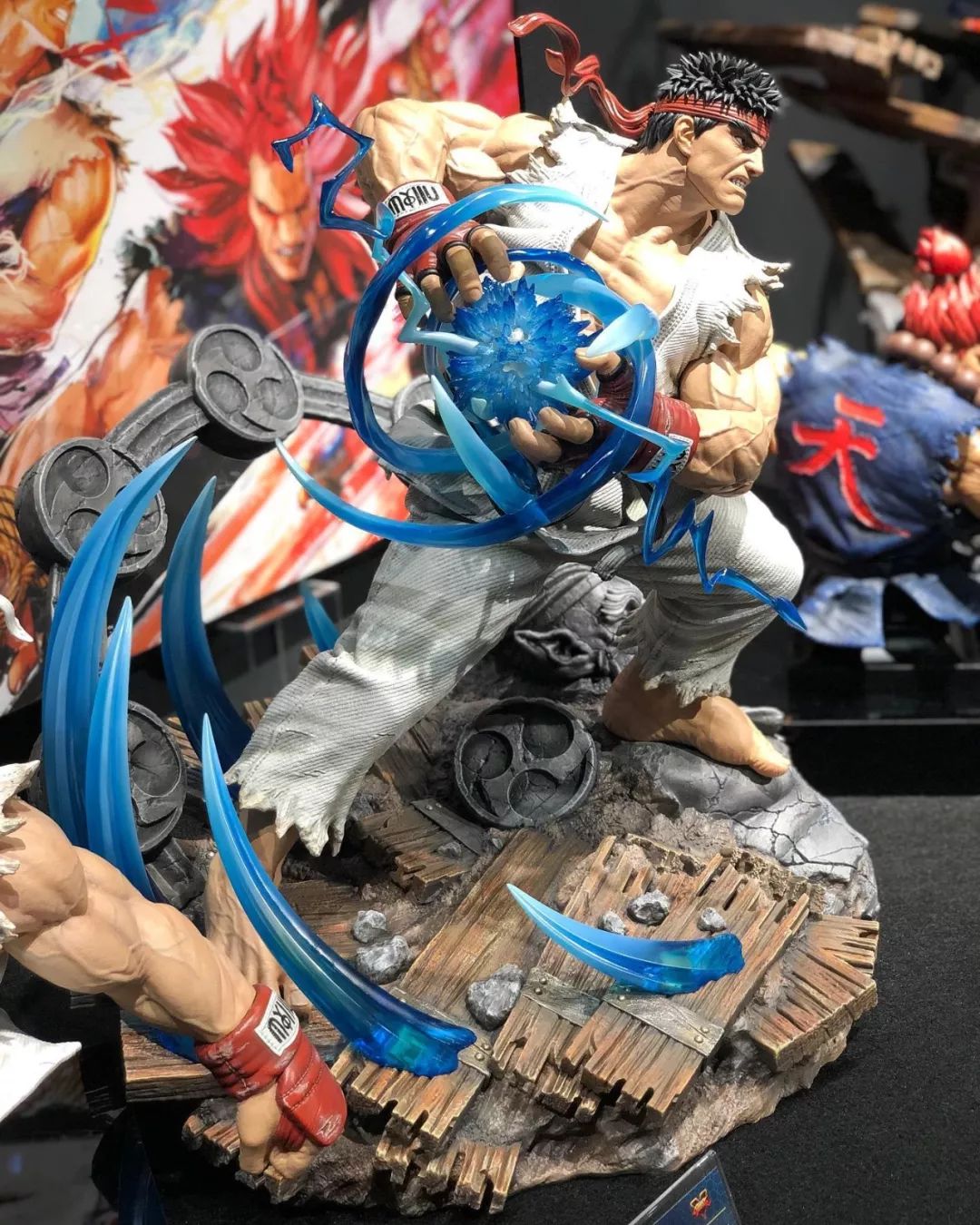 P1S发布《鬼泣5》《战神》雕像！-搜狐大视野-搜狐新闻