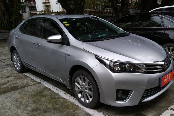 丰田卡罗拉14款1.6L CVT GL-i真皮版，油耗表现很不错，动力跟得上_搜狐汽车_搜狐网