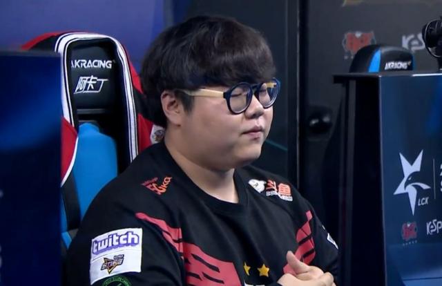 SKT冠军成员现状：三冠王元老服兵役Duke堪称真赢家