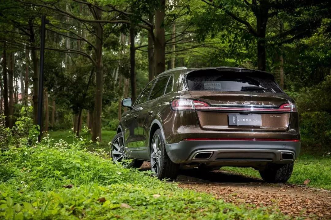 纯进口豪华SUV！2.7T+8AT，破百仅需6秒多，回头率力压BBA！_搜狐汽车_搜狐网