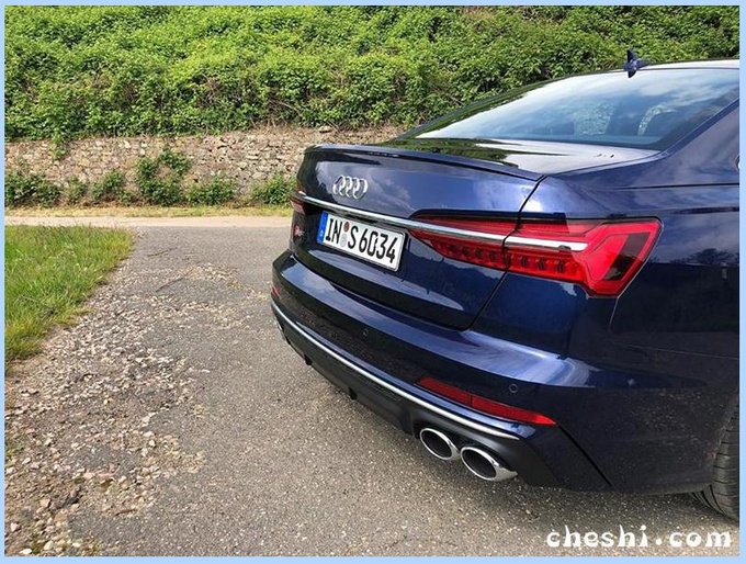 奥迪全新S6实拍-多图 搭2.9T引擎/升级8AT变速箱_搜狐汽车_搜狐网