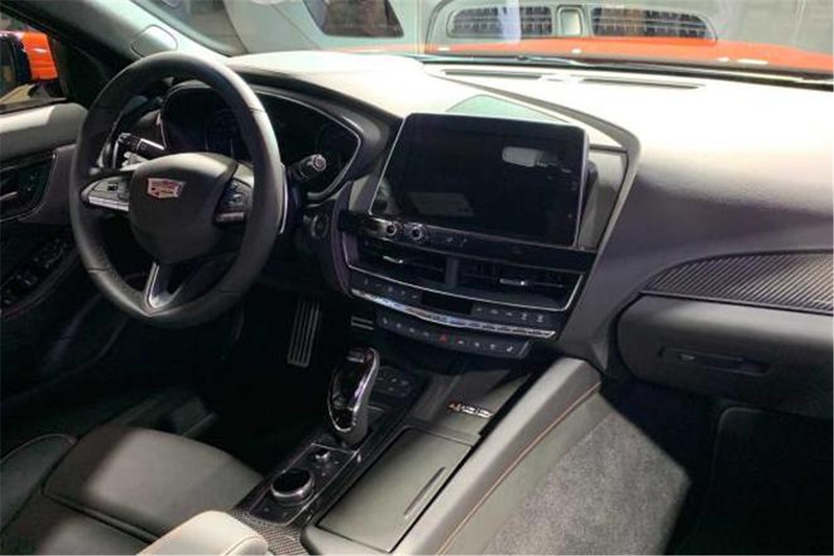 凯迪拉克高性能车CT4-V/CT5-V亮相 搭2.7T/3.0T发动机_搜狐汽车_搜狐网
