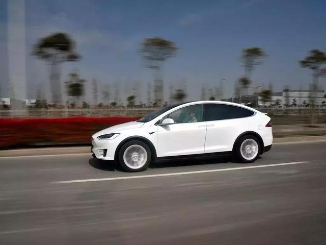 中外间的较量，蔚来ES8/荣威MARVEL X/特斯拉MODEL X_搜狐汽车_搜狐网