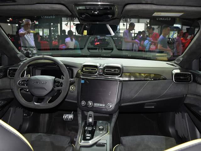 2.0T＋8AT，一脚254马力，5.9秒破百，四驱仅18万_搜狐汽车_搜狐网