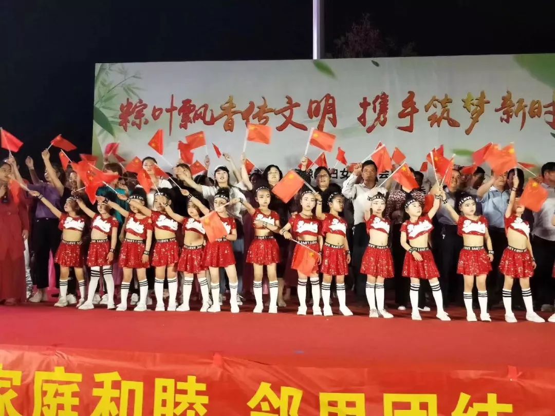 我和我的祖国小演员 我和我的祖演员冬冬 前夜我和我的祖演员 第8页 大山谷图库