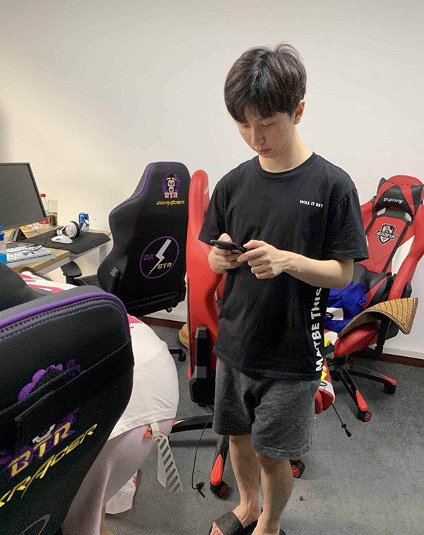 印尼CSGO小将Xcc加盟BTRG？网友：Tyloo又多了一个对手！_亚洲