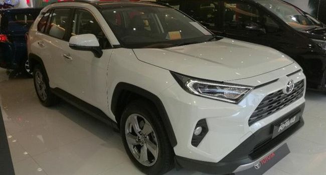 港版2020款荣放到店，前脸大改比CR-V个性，换8AT，这次能火吗？_搜狐汽车_搜狐网