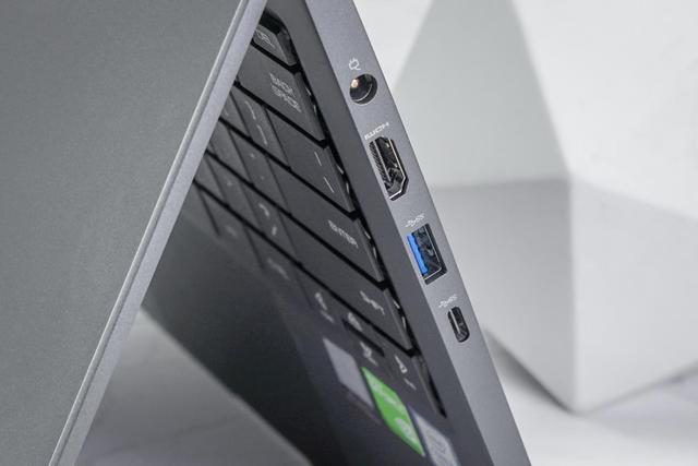 神舟精盾U45A1深入评测：用旗舰标准打造轻薄笔记本-搜狐大视野-搜狐新闻