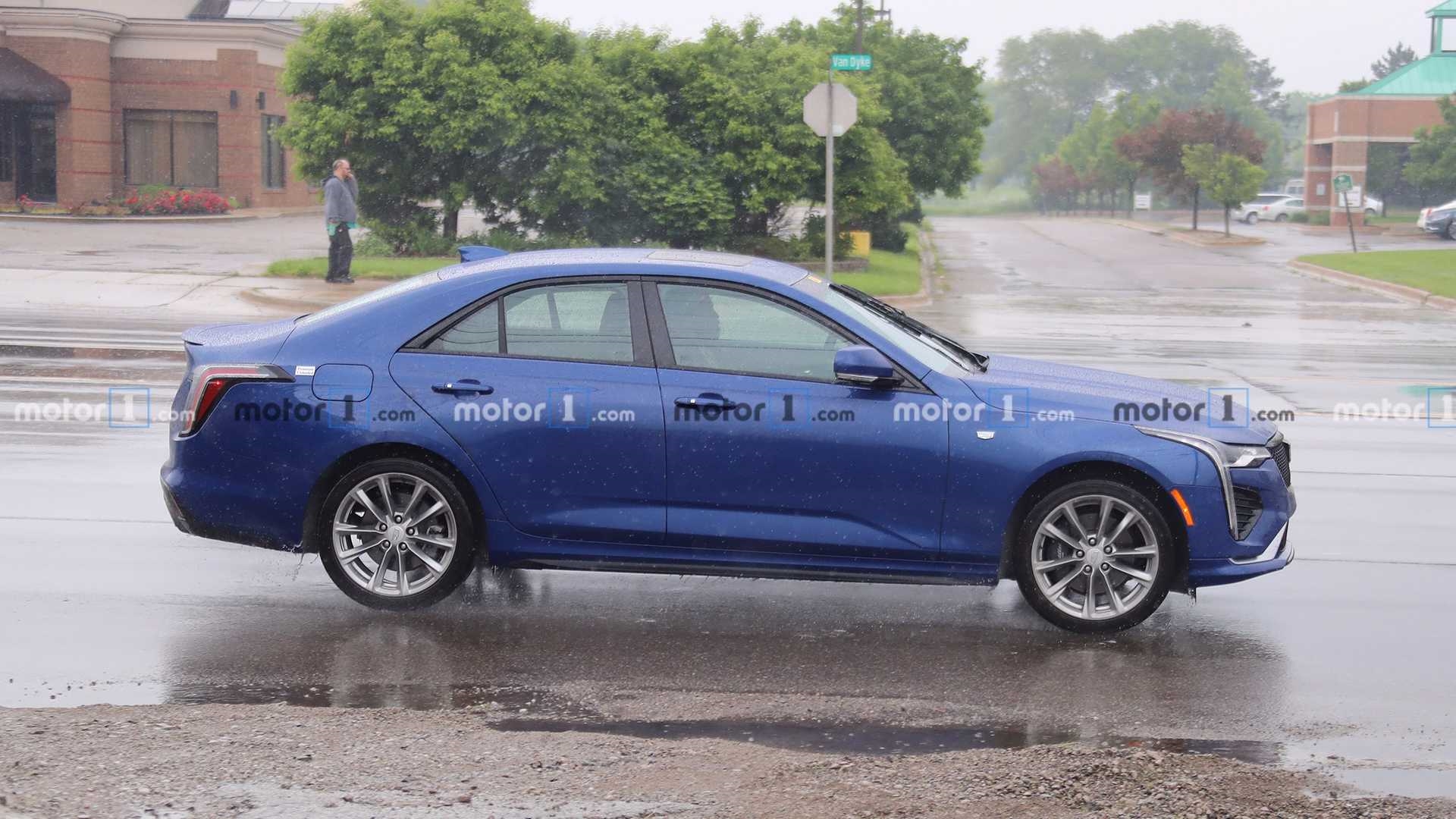 凯迪拉克CT4路试谍照曝光 将成ATS的替代者_搜狐汽车_搜狐网