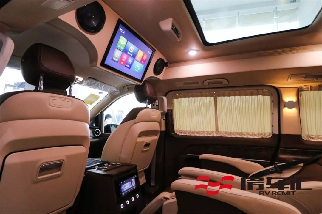 高颜值｜国六最新款奔驰V260L，V级中最霸气十足的一款，配置到顶，性价比高_搜狐汽车_搜狐网