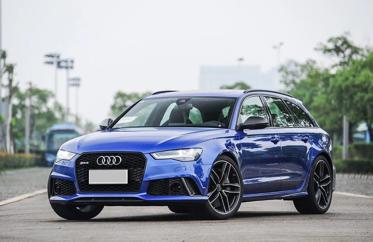 地表最强瓦罐，银耳奥迪中的王者，4.0TV8有560匹，教法拉利做人_搜狐汽车_搜狐网