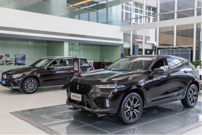 奔驰驾到WEY品牌4S店，这才是“品牌调研”的正确打开方式！_搜狐汽车_搜狐网