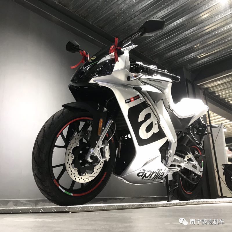 一台越卖越火的仿赛——GPR150_搜狐汽车_搜狐网