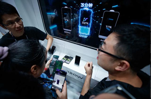 体验者直呼：Oh my god！vivo MWC全新黑科技好评如潮_搜狐汽车_搜狐网