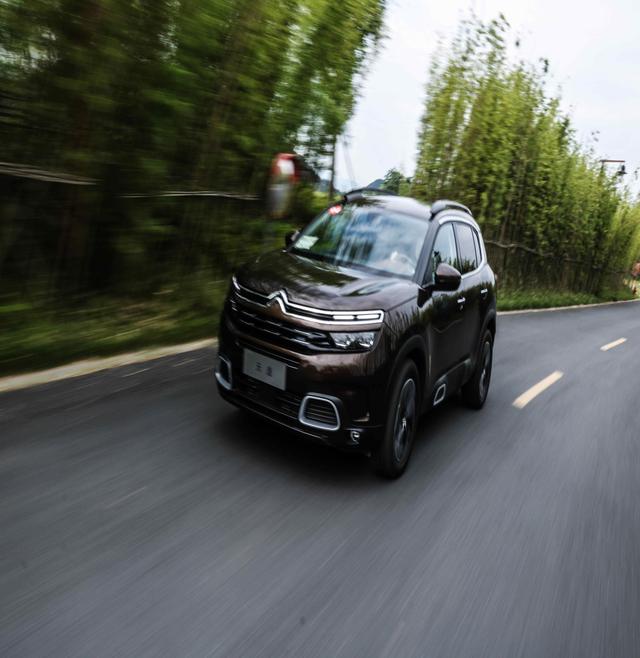 头条试驾外圆内方、外柔内刚，试驾内涵选手东风雪铁龙天逸400THP_搜狐汽车_搜狐网