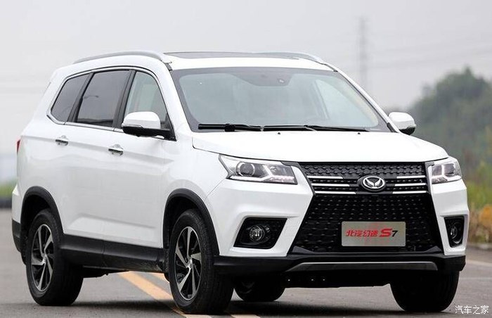 车长4800mm的中型SUV，搭载1.5T+8AT，配备全景天窗，仅7万_搜狐汽车_搜狐网