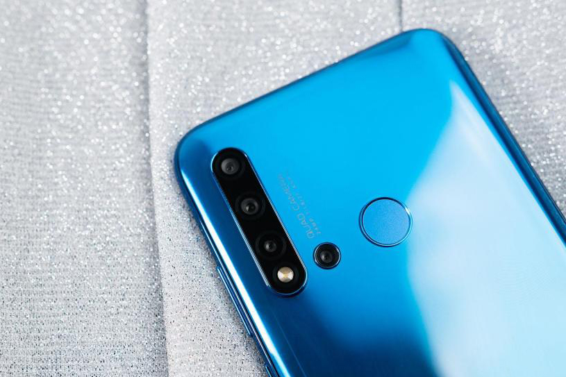 华为nova 5i还是OPPO K3？看看它们的优缺点再决定吧_手机