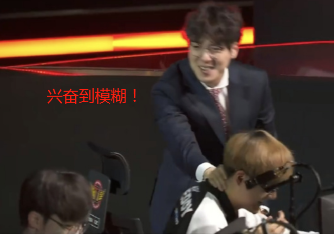 SKT终结连败最开心的不是队员，而是露出老父亲般笑容的教练Komma-搜狐大视野-搜狐新闻