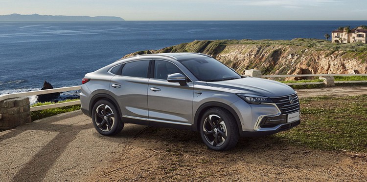 国产最美轿跑SUV之争，谁才是最值得入手的选择？_搜狐汽车_搜狐网