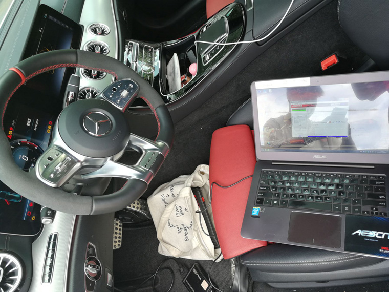 奔驰E200Coupe刷ecu改善动力迟滞驾控更随心_搜狐汽车_搜狐网