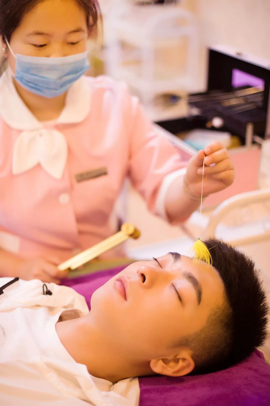 给耳朵做个spa!29元抢68元解氏耳道单人采耳30分钟体验!非物质文化遗产新体验,给耳朵放个假舒舒服服约个采耳养生局吧!~ 搜狐大视野 搜狐新闻