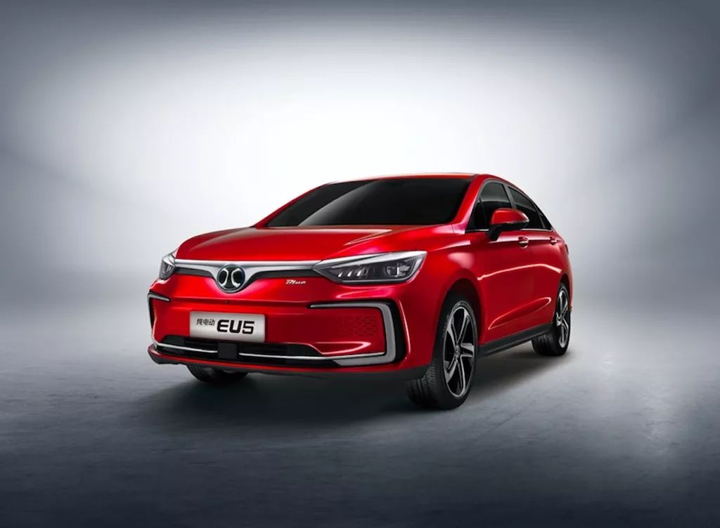 北汽新能源EX3亮相上海车展 你好奇的全都有_搜狐汽车_搜狐网