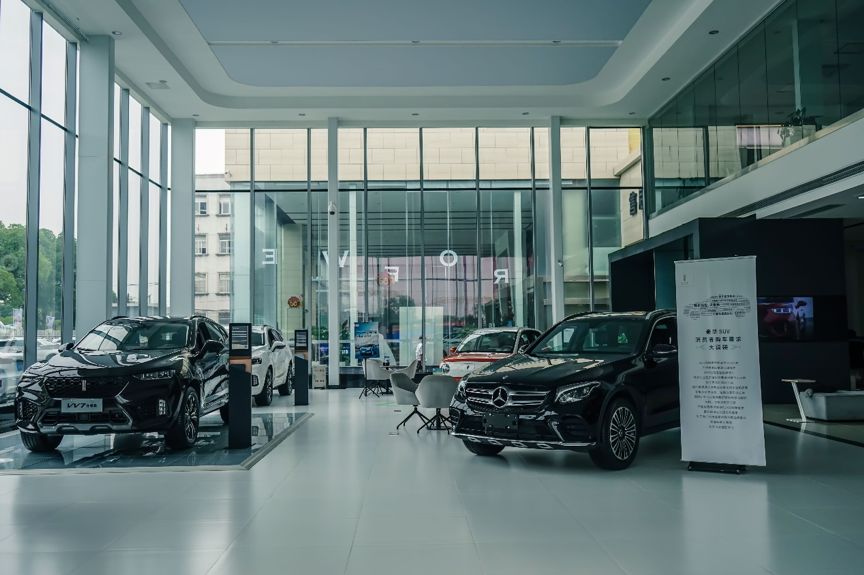 自家4S店内展出奔驰GLC，WEY VV7的底气在哪里？_搜狐汽车_搜狐网