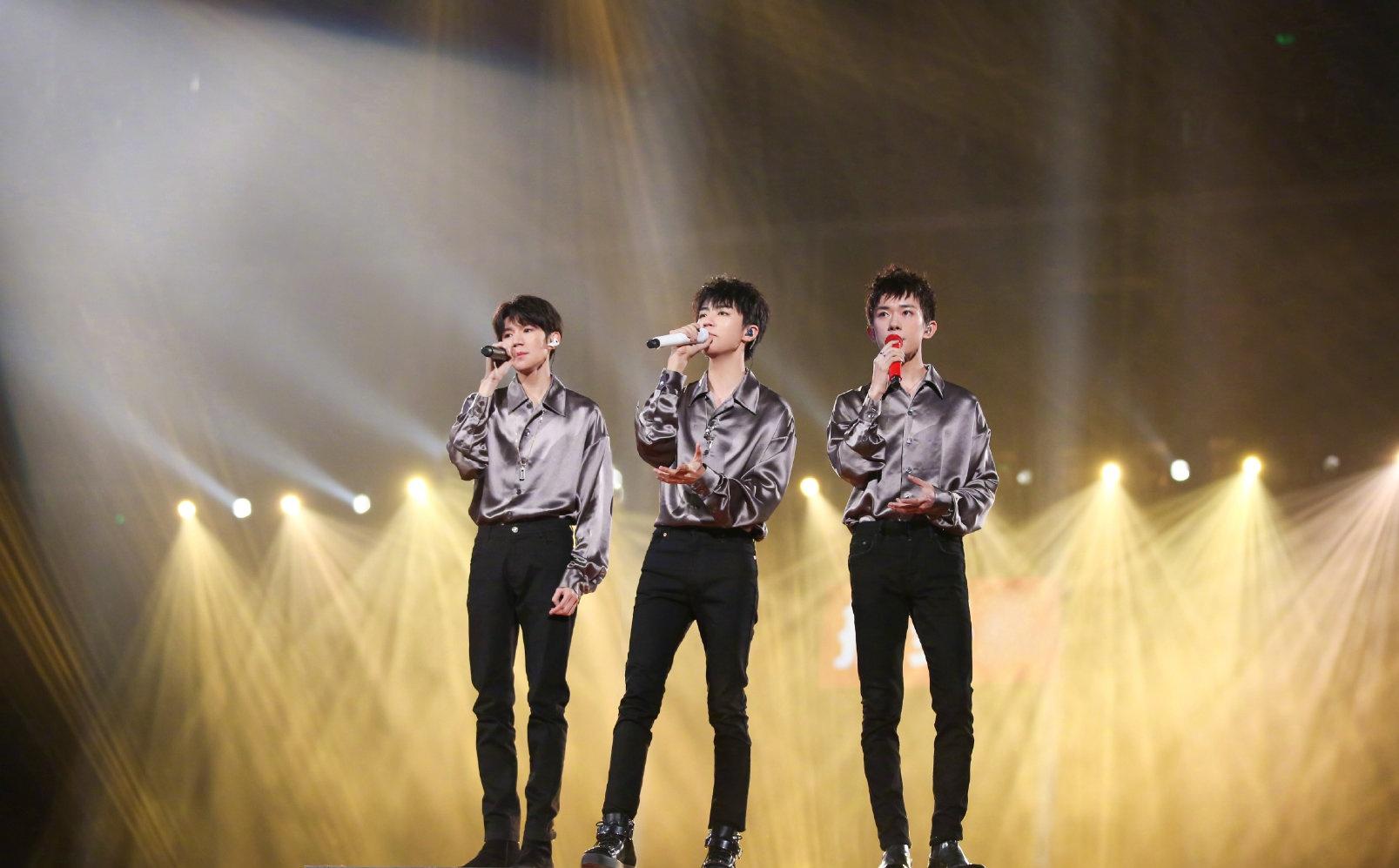 TFBOYS六周年演唱会门票疑有黑幕？时代峰峻发声明澄清-搜狐大视野-搜狐新闻