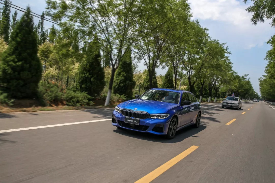 Cars01试驾丨全面提升，不只是印象中的那台3系_搜狐汽车_搜狐网