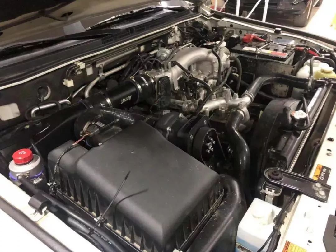 地表最强山猫帕杰罗V93王者再度进化HKS机械增压附体_搜狐汽车_搜狐网