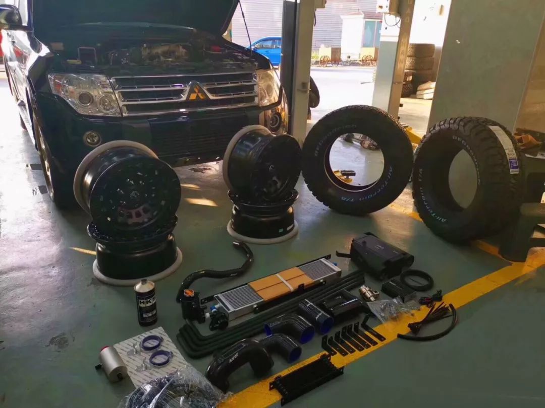 地表最强山猫帕杰罗V93王者再度进化HKS机械增压附体_搜狐汽车_搜狐网