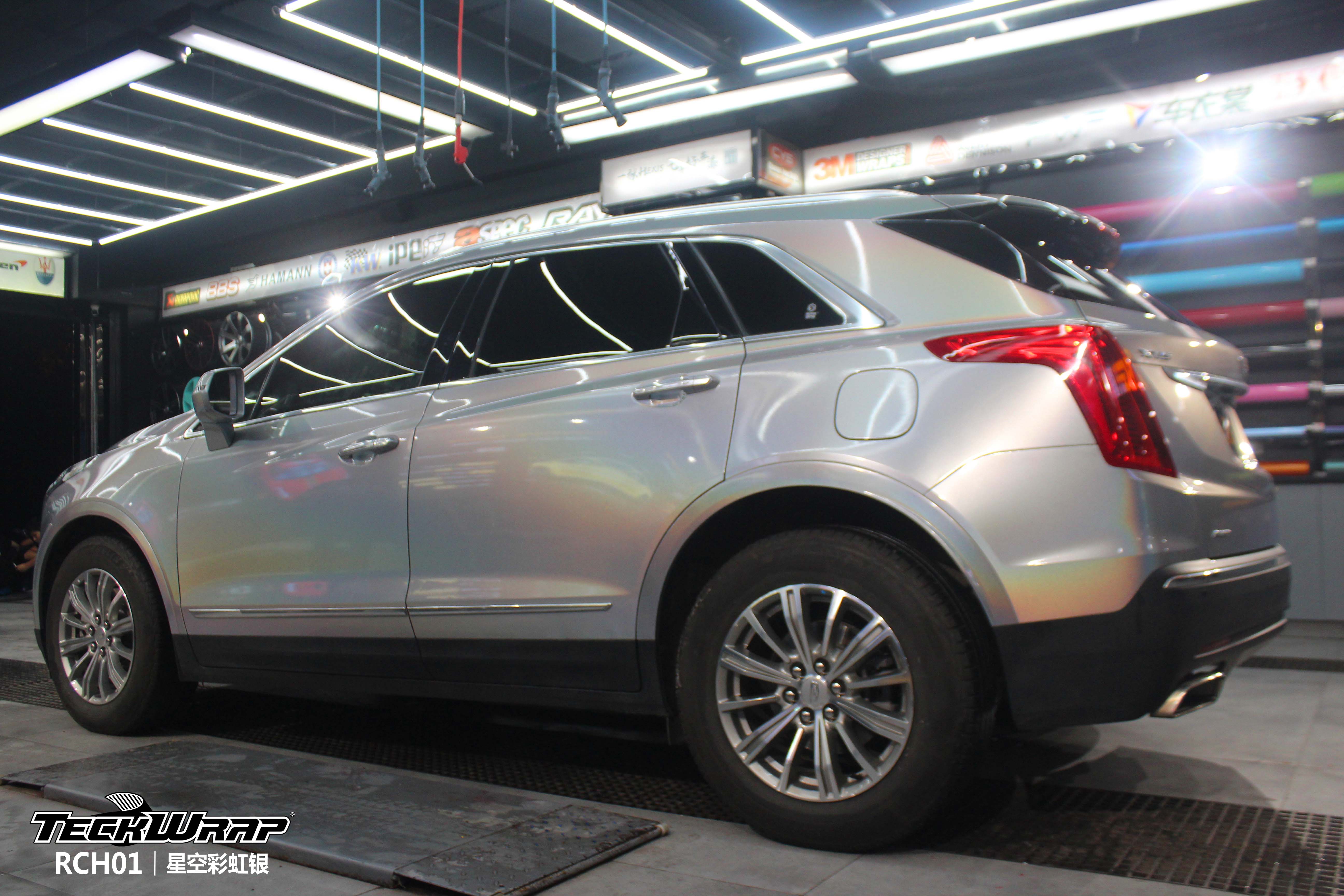 凯迪拉克XT5汽车改色贴膜TeckWrap美国秃鹰RCH01星空彩虹银_搜狐汽车_搜狐网