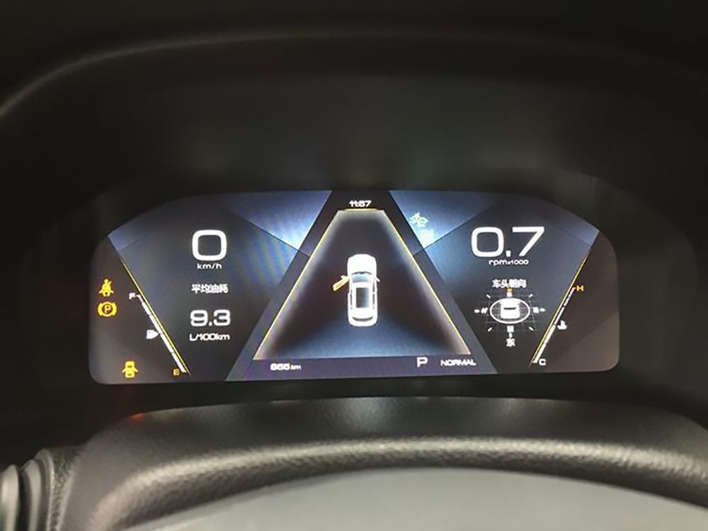 自主豪华SUV之争：实拍对比魏派VV7和红旗HS5_搜狐汽车_搜狐网